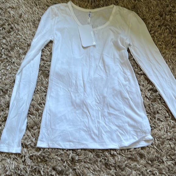 Fabletics | Tops | Fabletics | Poshmark